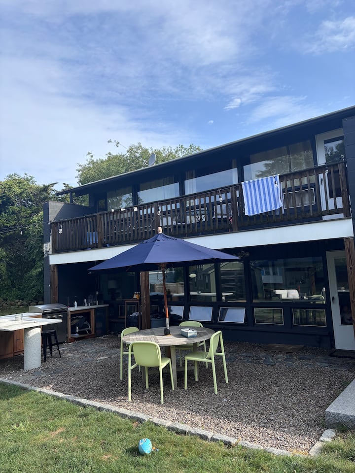 Weekapaug Cottage For Rent! - Misquamicut, RI