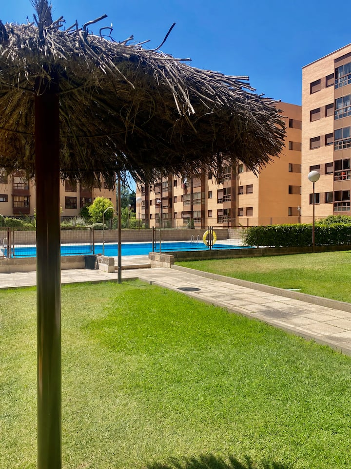 Charming Madrid Airport Vi, Parking And Pool - Torrejón de Ardoz