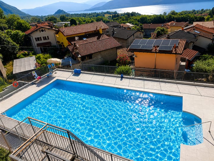 Appartement Avec Piscine Et Vue Sur Le Lac - Luino