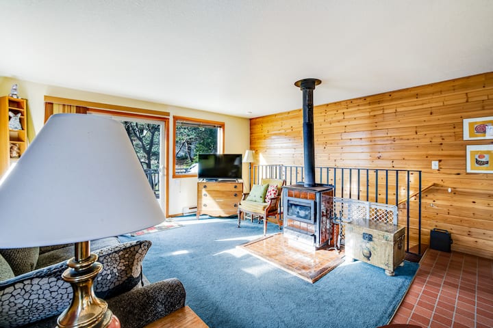 Downtown 2br Oceanview Dog Friendly - Manzanita, OR