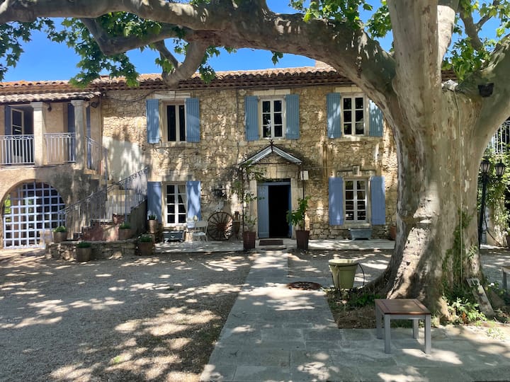 Appartement/gîte La Borie, 83 M² Avec Piscine - Cavaillon