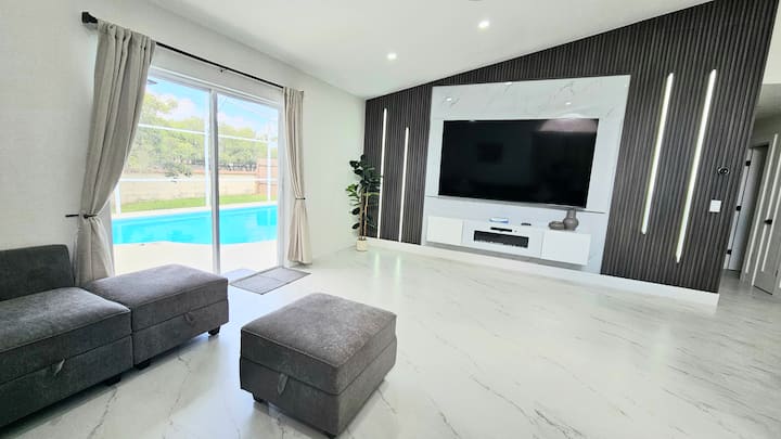 Disney Getaway | Private Pool+game Room | Sleep 10 - セレブレーション, FL