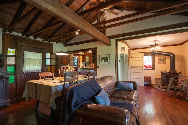 2br Redwood Retreat W/ Hot Tub & Hammock - Jenner, CA
