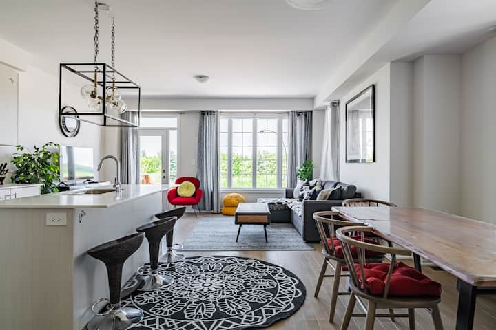 2 For 1 Big Home In Mississauga Rd & Steeles Ave - Brampton