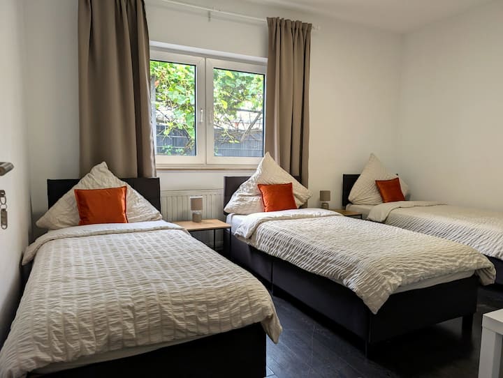 Room No 7 | Base Stay Erlangen | Free Parking - Erlangen
