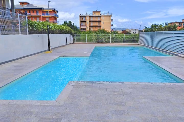 Family Flat With Swimming Pool, Parking Wi-fi Ac - Ceriale