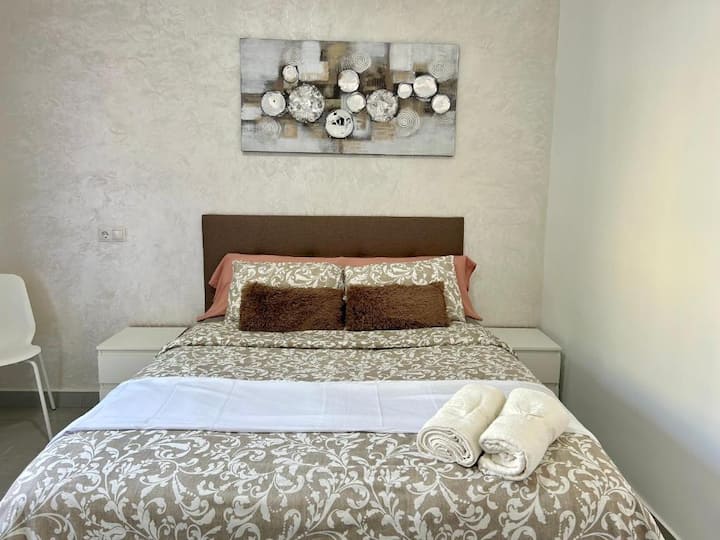 Rooms Getafe - Habitación Deluxe 6 - Pinto