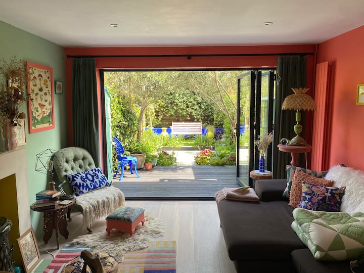 Buxton Boutique - Your Holiday House In The City - London