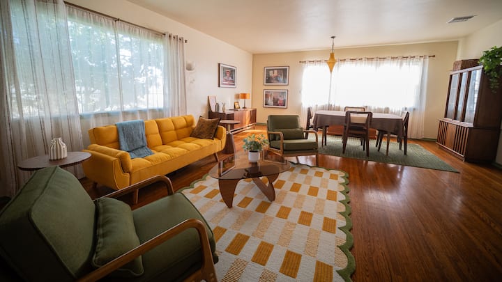 Charming La Escape W/ Sunroom, Yard & Bbq! - 阿罕布拉