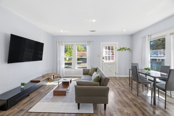 Hydepark Stay | Ut Modern 2br/1.5ba Yard & Parking - 奧斯汀