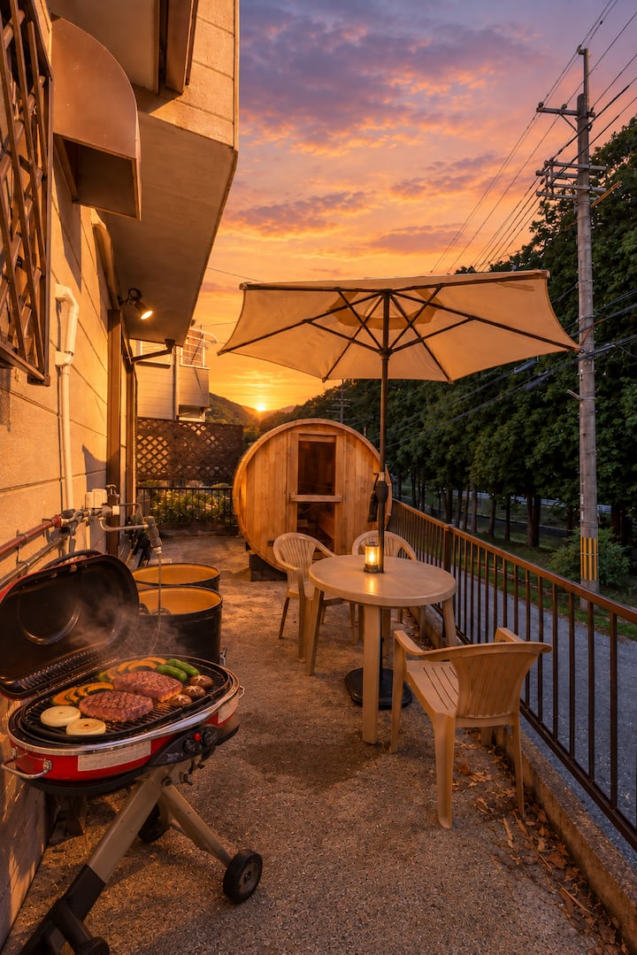 精神と時の宿|最大12名|電気サウナ|ドラム缶水風呂|bbq|川沿い静かな一棟貸し - Kameoka