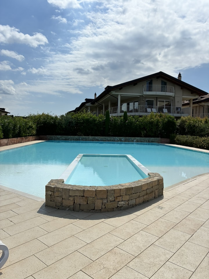 Sirmio Dream View Suite By Bookinggardalake - Sirmione