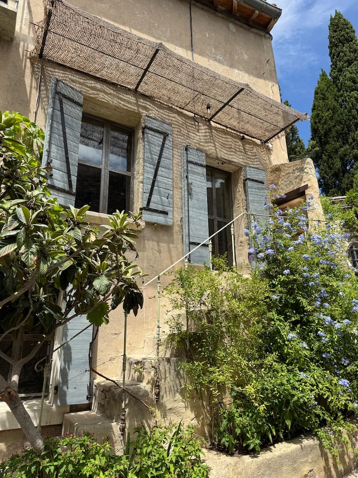 Maison De Charme En Pierre - Villeneuve-lès-Avignon