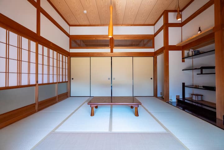 Suzume No Oyado An Invitation To Myth And Folklore - 高知県