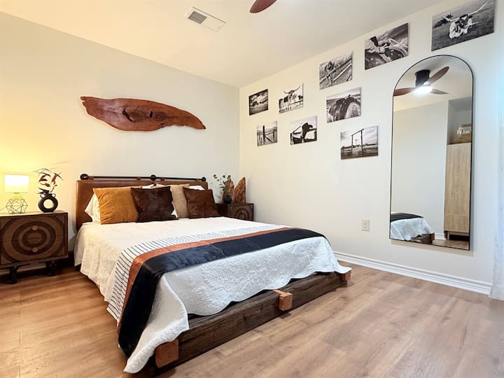 Mulberry Cottage · Stargate · Long Stays Discount - Abilene, TX