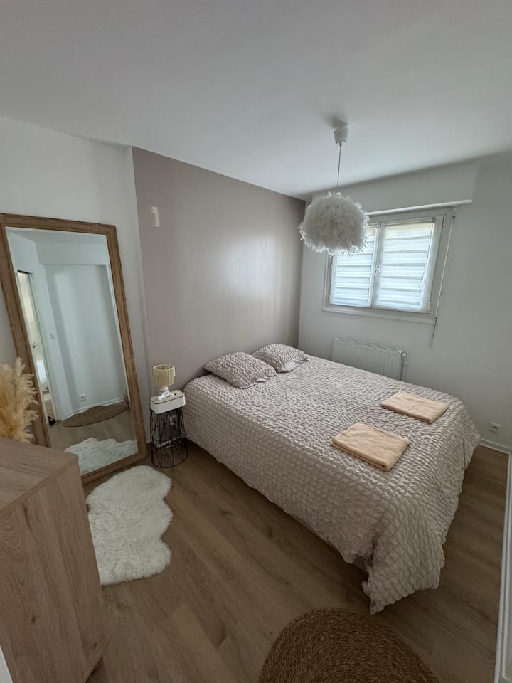 Appartement Avec Grande Terrasse Et Parking - Plage de Locmaria