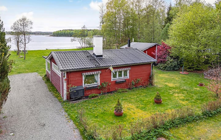 3 Bedroom Beautiful Home In Ljungbyhed - Perstorp