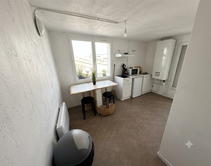 Appartement 500 M Du Front De Mer - Médis