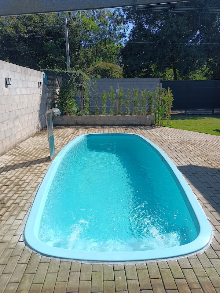 Bem Vindo Ao "Nosso Cantinho", Sinta-se Em Casa! - Holambra