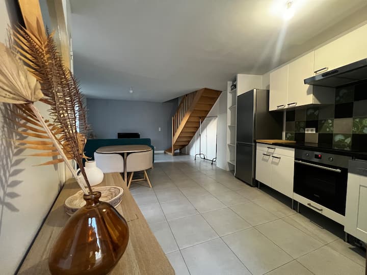 Maison De Ville Centre Ville 3 Chambres - Thoiry
