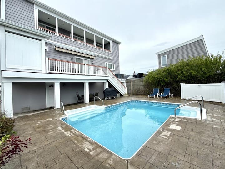 Private Pool | 2 Blocks To Beach | Sleeps 10 - Point Pleasant Beach, NJ
