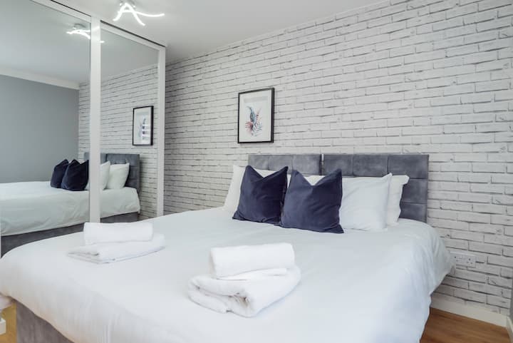 Cosy Home | 2 Bed | 2 Bath | Free Parking | 6 Ppl - Rugby
