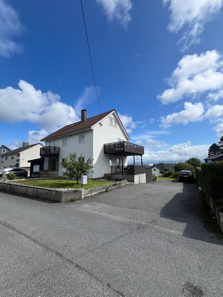 Ons Utleie. Halv Tomannsbolig Ledig 23-28.august - Stavanger