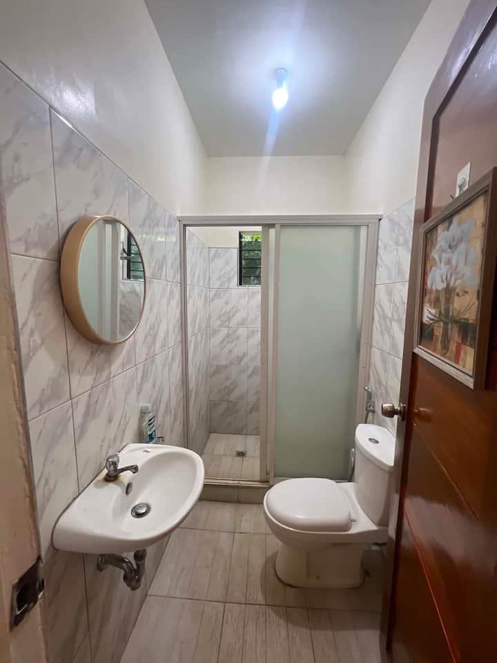 Furnished 2br House. Fits 6. Wifi, Laundry. Pm! - Dipolog City