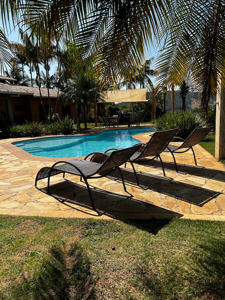 Casa Alto Padrão , 5 Suítes - Amparo