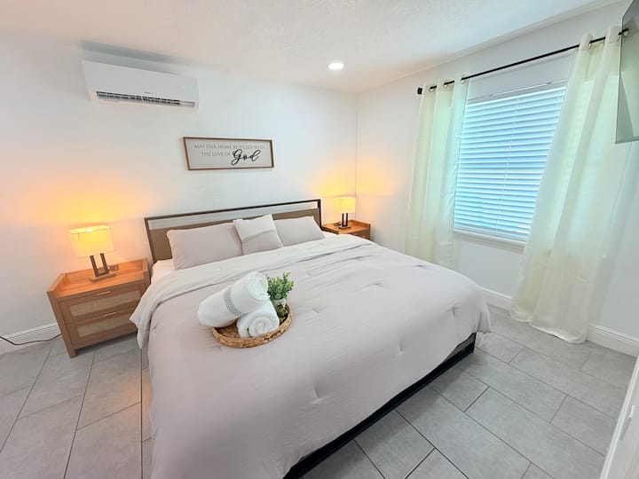 Your Tampa Home. Cozy & Conveniente. - Tampa, FL