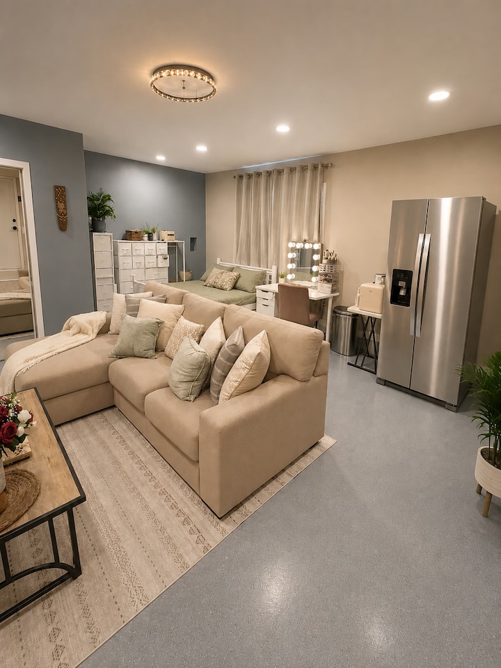 Cozy Private Studio - Stockton, CA