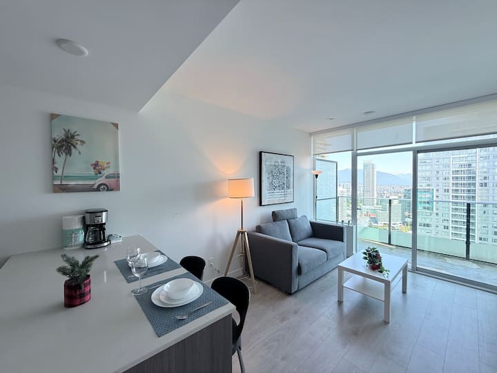 Brand New One Bed Condo Metrotown Burnaby - Burnaby