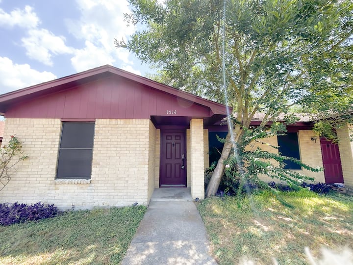 Hillside Harbor - ブライアン, TX