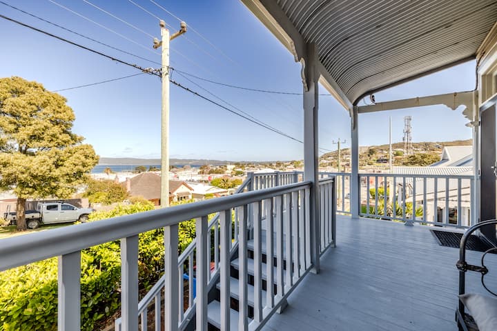 Olive On Grey | Harbour View Home - Albany