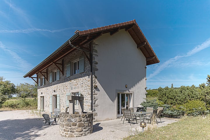 Maison Loisin | Villa - Vue Sur La Montagne - Yvoire