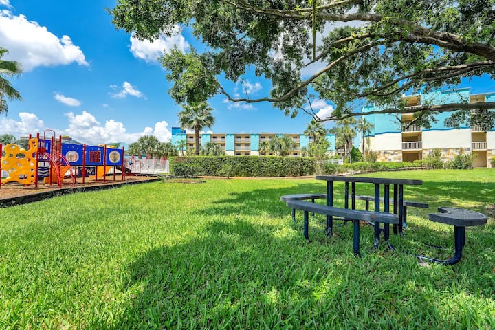 From Sunrise Swims To Theme Park Thrills - Orlando, FL