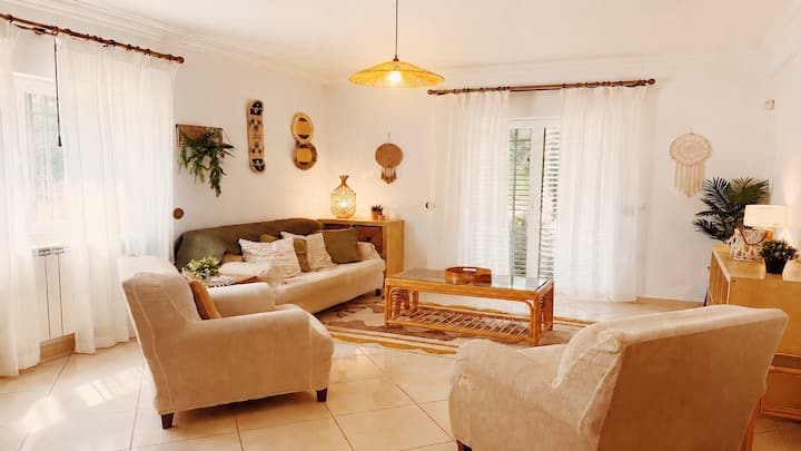 10 Min From Beach | Calm Coastal Hideaway - Amora