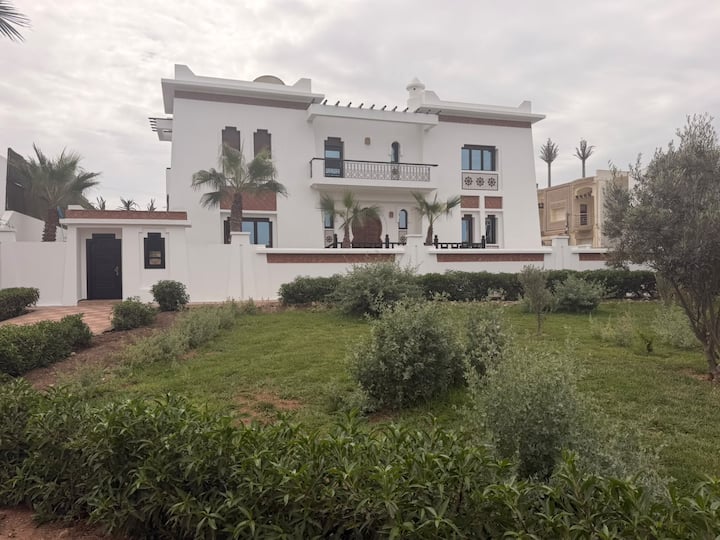 Grande Casbah Avec Piscine - Plage 5 Min à Pied - Agadir