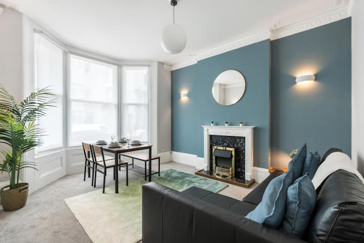 Seaside Haven | By My Getaways - Brighton