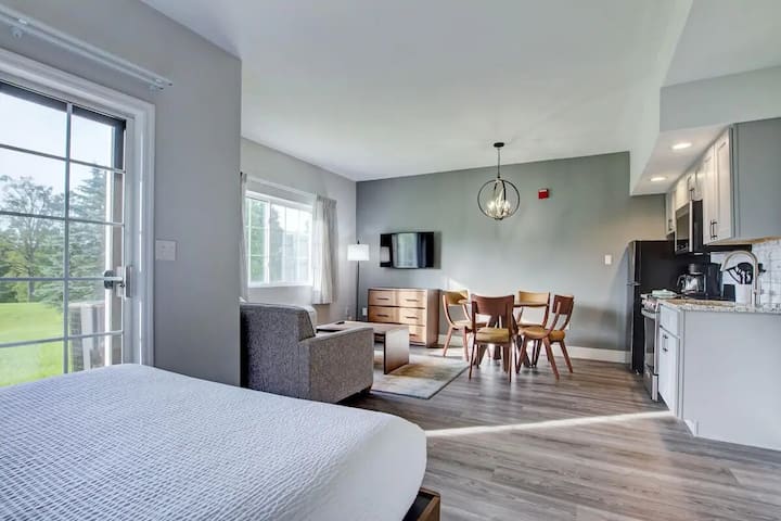 Perfect Retreat Near Pocono Treeventures - 0.8 Mi - Bushkill, PA