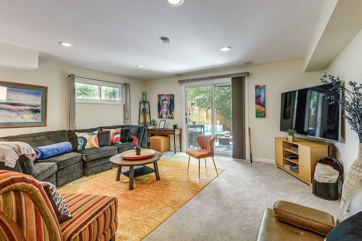 Silver Spring Retreat Near Dc | Pet Friendly Yard - Silver Spring, MD
