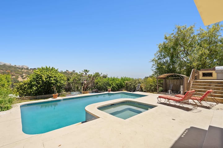 Brentwood 4br Ocean View | Pool & Spa | C&c - Tarzana - Los Angeles