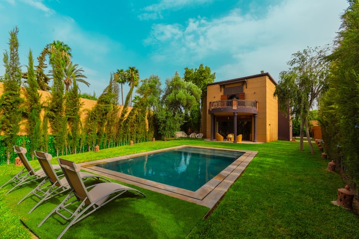Villa De Charme Artisanat, Piscine & Jardin - Marrakech