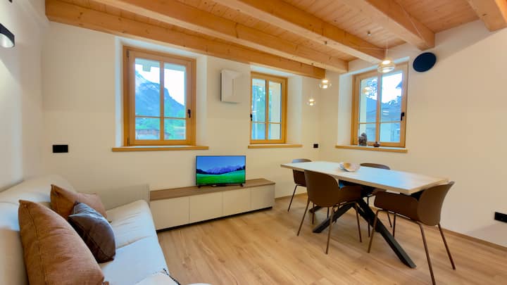 Dolomites Escapes Alpine Apt · 15 Min To Cortina - San Vito di Cadore