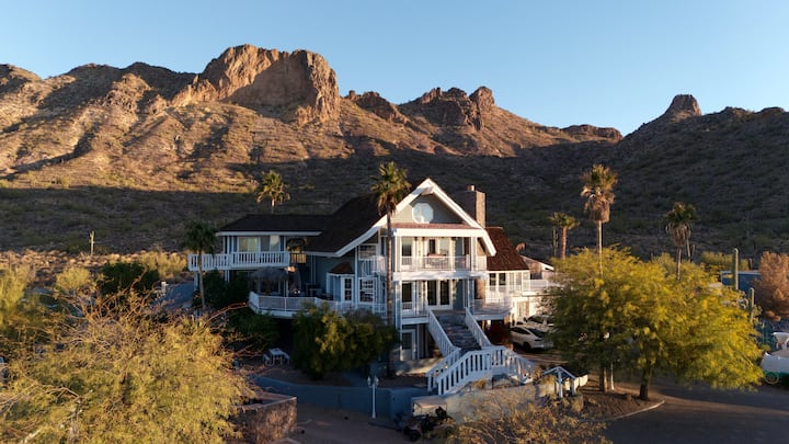 Thunderrock - Apache Junction, AZ