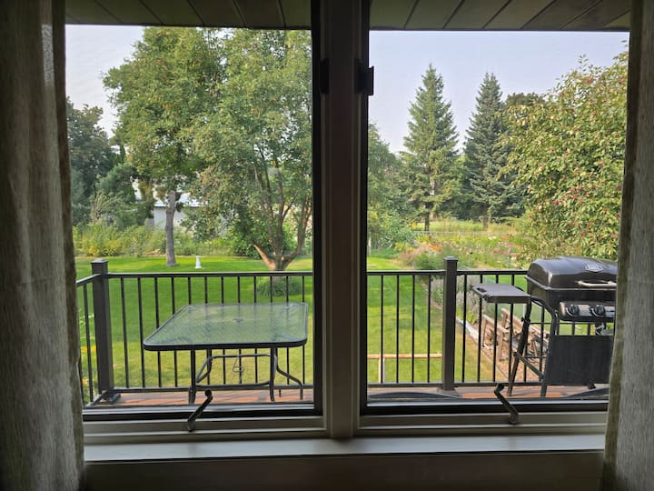 Cosy Garden Retreat - Kalispell, MT