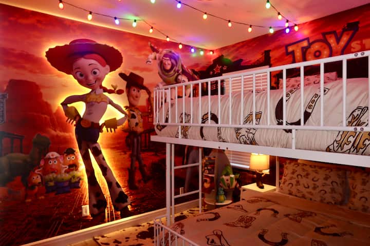 Magical Fl Stay, Pool & Themed Rooms Near Disney - Florida