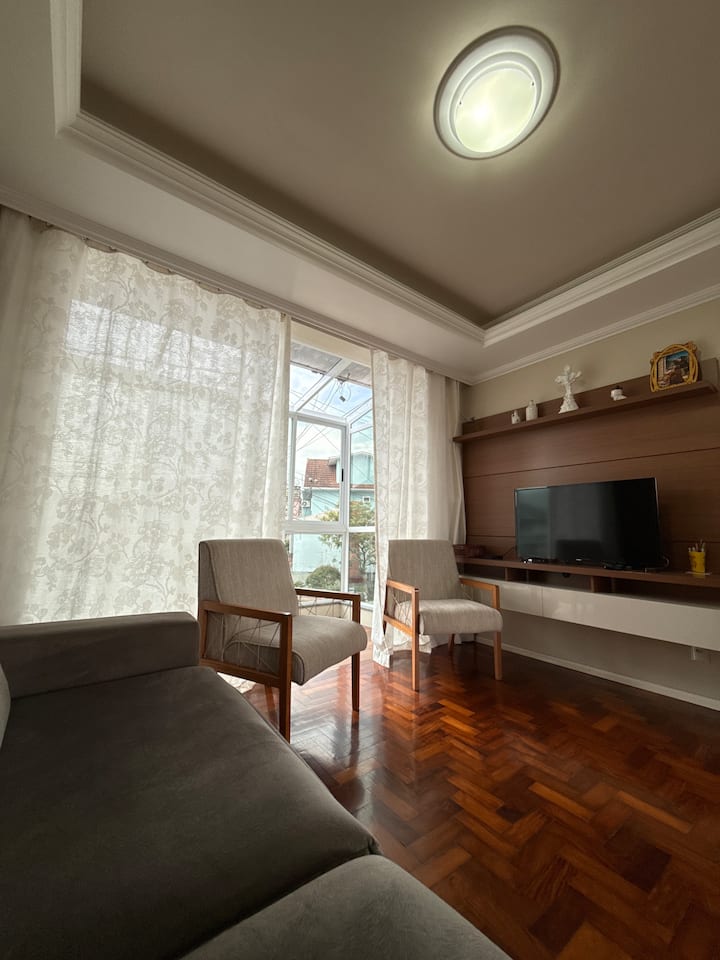 Apto Com Vista Para A Cidade E Centro De Bento G. - Bento Gonçalves