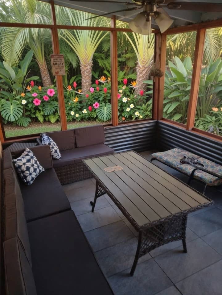 Bayou Bliss Retreat - Tarpon Springs