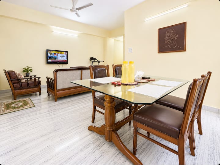Prapti | Premium 2br Near Amri & South City Mall - Kolkata